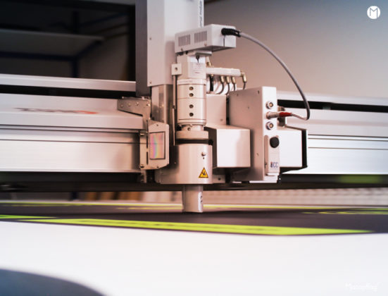 Focus sur la Zund® Table de découpe numérique grand format