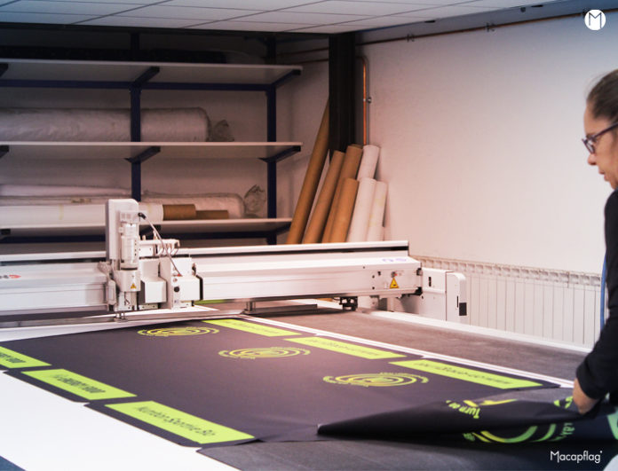 Focus sur la Zund® Table de découpe numérique grand format